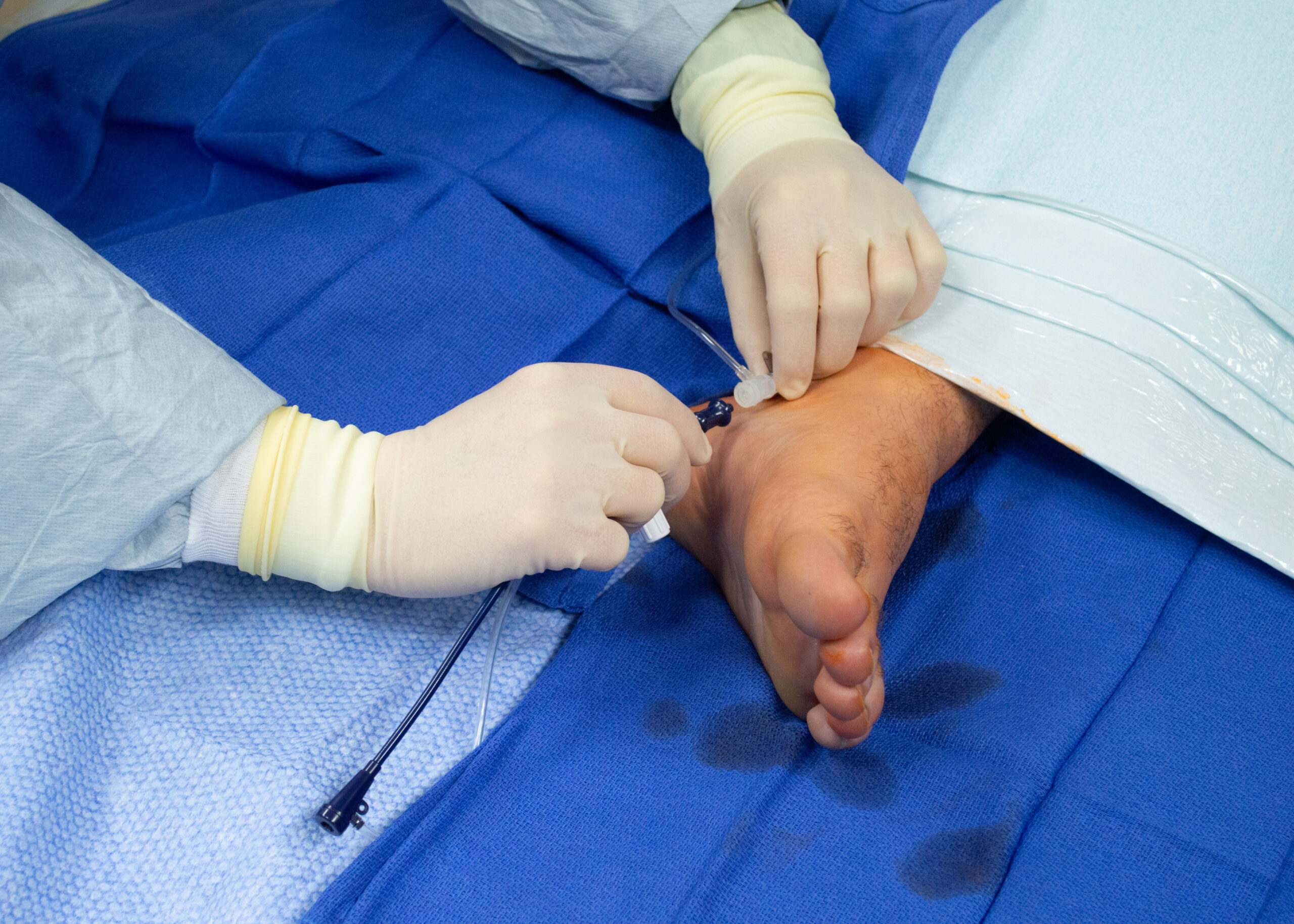 Radux StandTall™ Device for Vascular Access Management