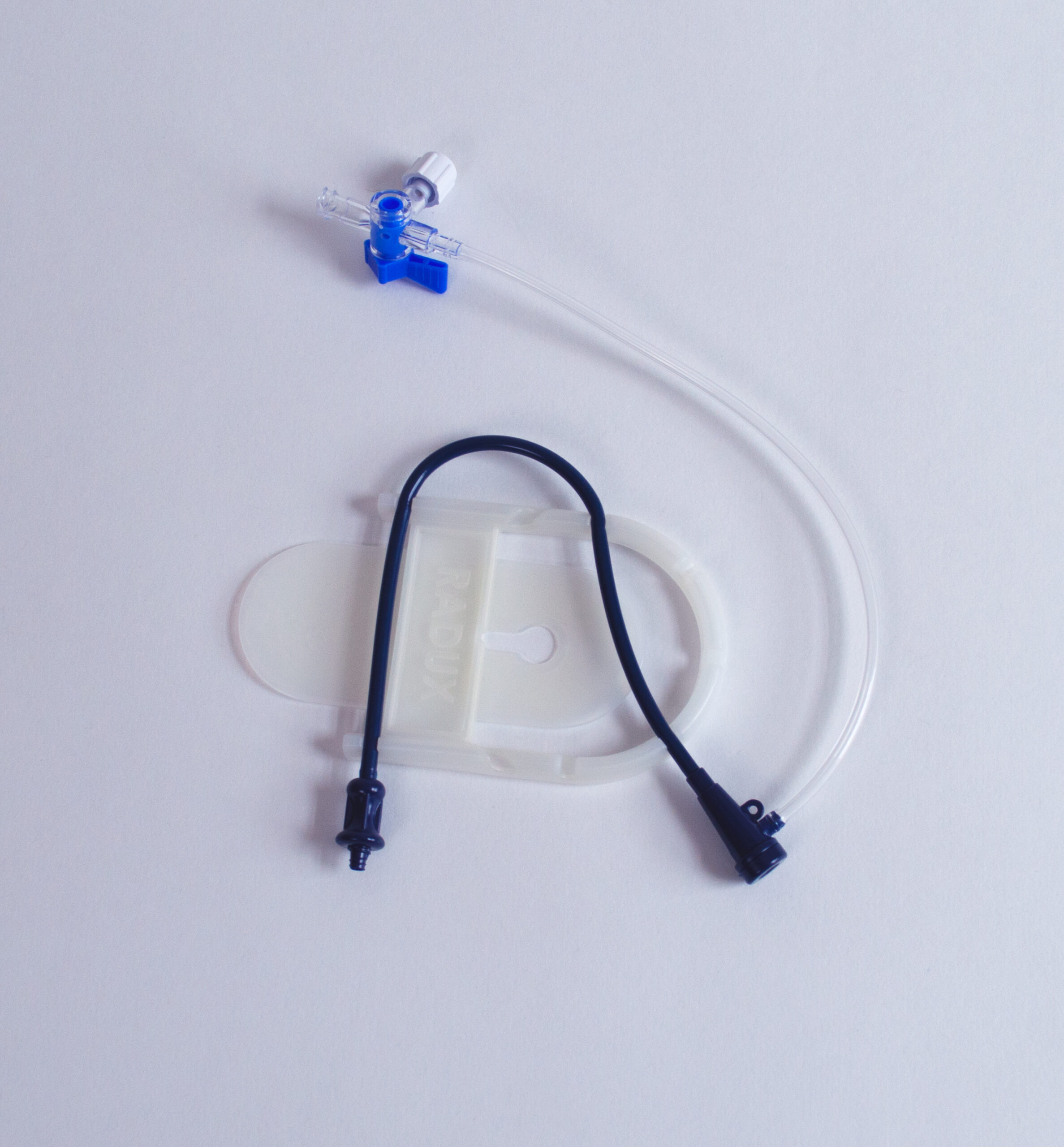 Radux StandTall™ Device for Vascular Access Management